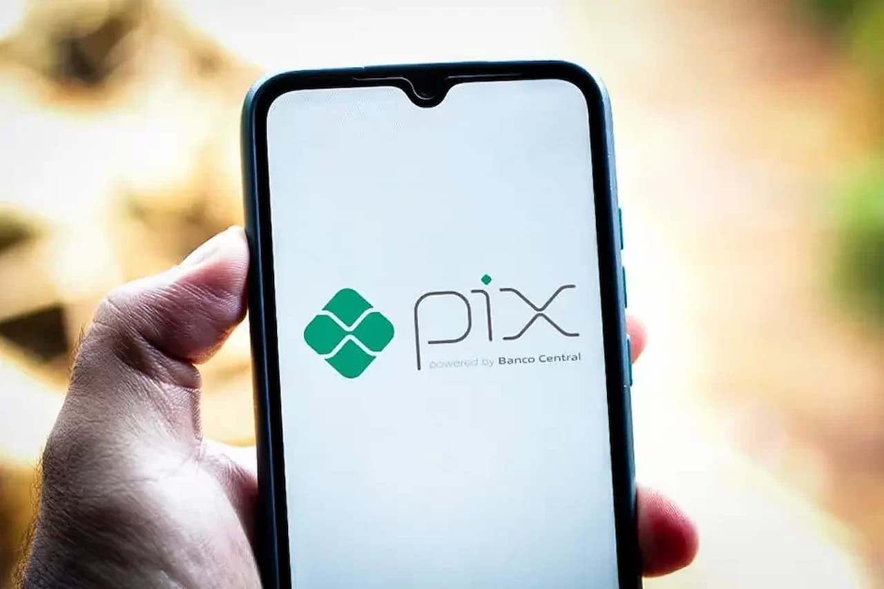 Como Pagar Com Pix: Qual o Passo a Passo para Fazer Transações